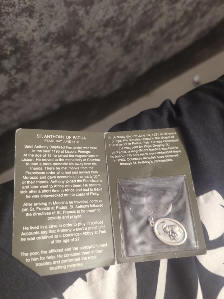 St Antony Of Padua Holy Medal And Prayer Card | eBay UK