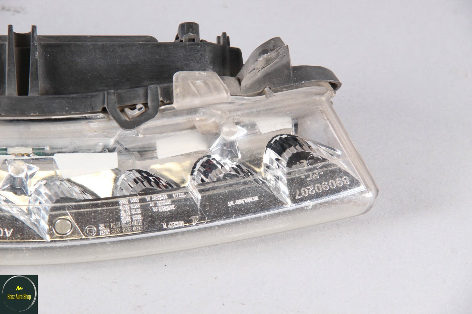 10-13 Mercedes W221 S550 S600 S400 Left Fog Light Base 2218200956 OEM ...