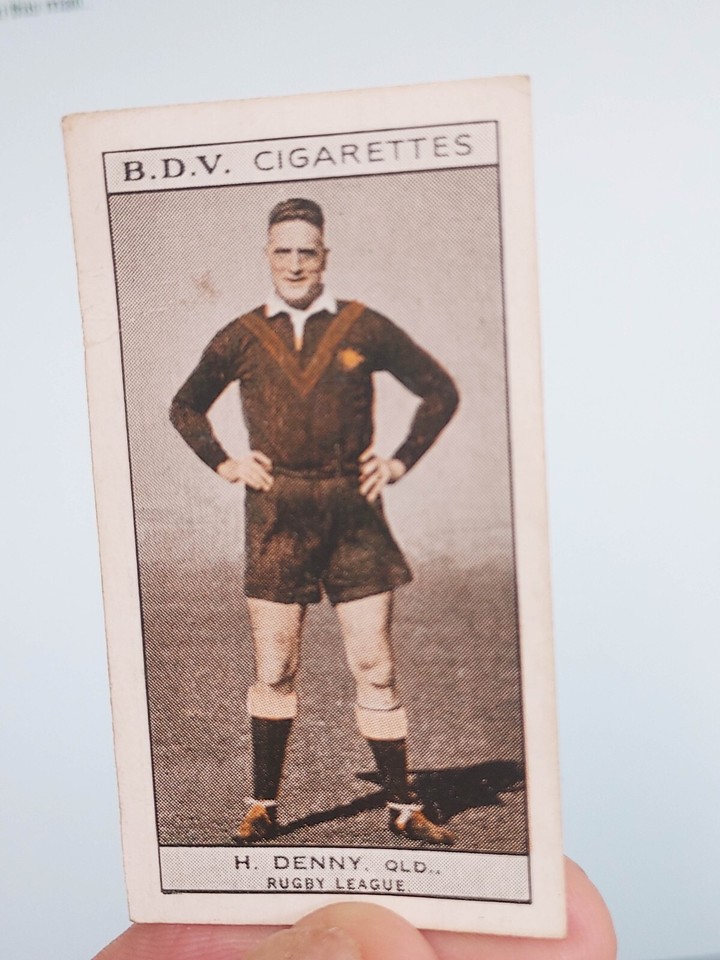 AUSTRALIAN SPORTS: 1933 Godfrey Phillips BDV Who’s Who pick the card ...