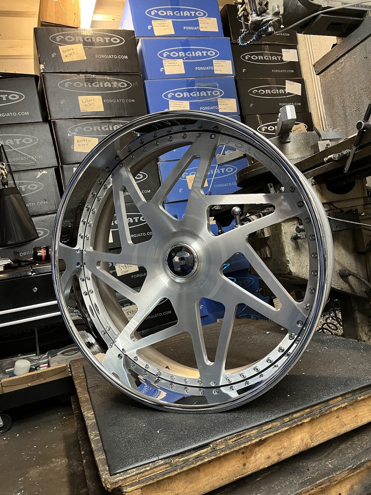 30 FORGIATO FINESTRO XL FLOAT CAP 6 LUG TRUCK CADDY TAHOE CHEVY RAM ...