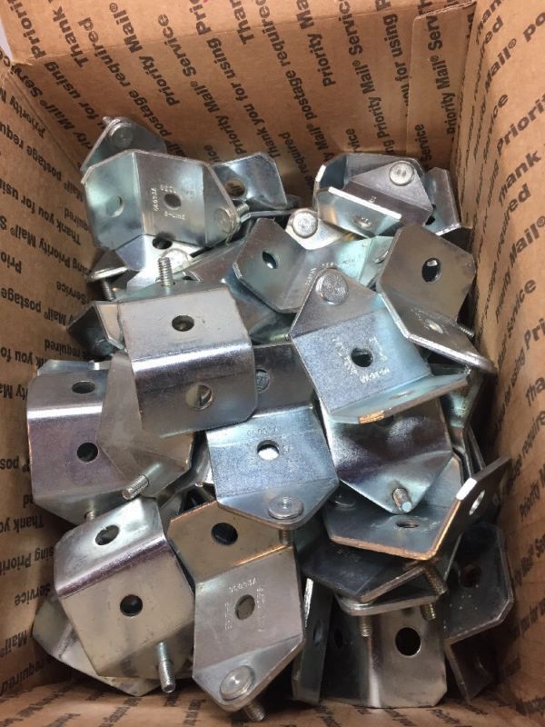 90pcs B-LINE 9ZN-R238 REDI-RAIL CABLE TRAY BRACKET (45 PAIRS) NO NUTS ...