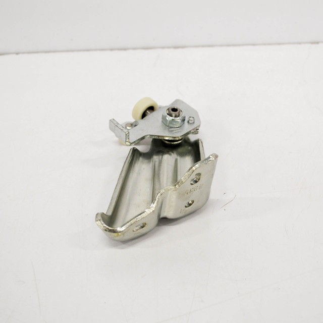 Peugeot Left Door Roller Support Holder 1616813580 Genuine for sale ...