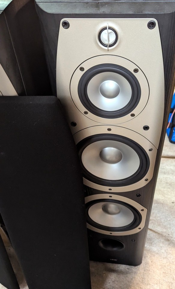 Infinity Alpha 50 3 way floor standing speaker great conditon sound ...