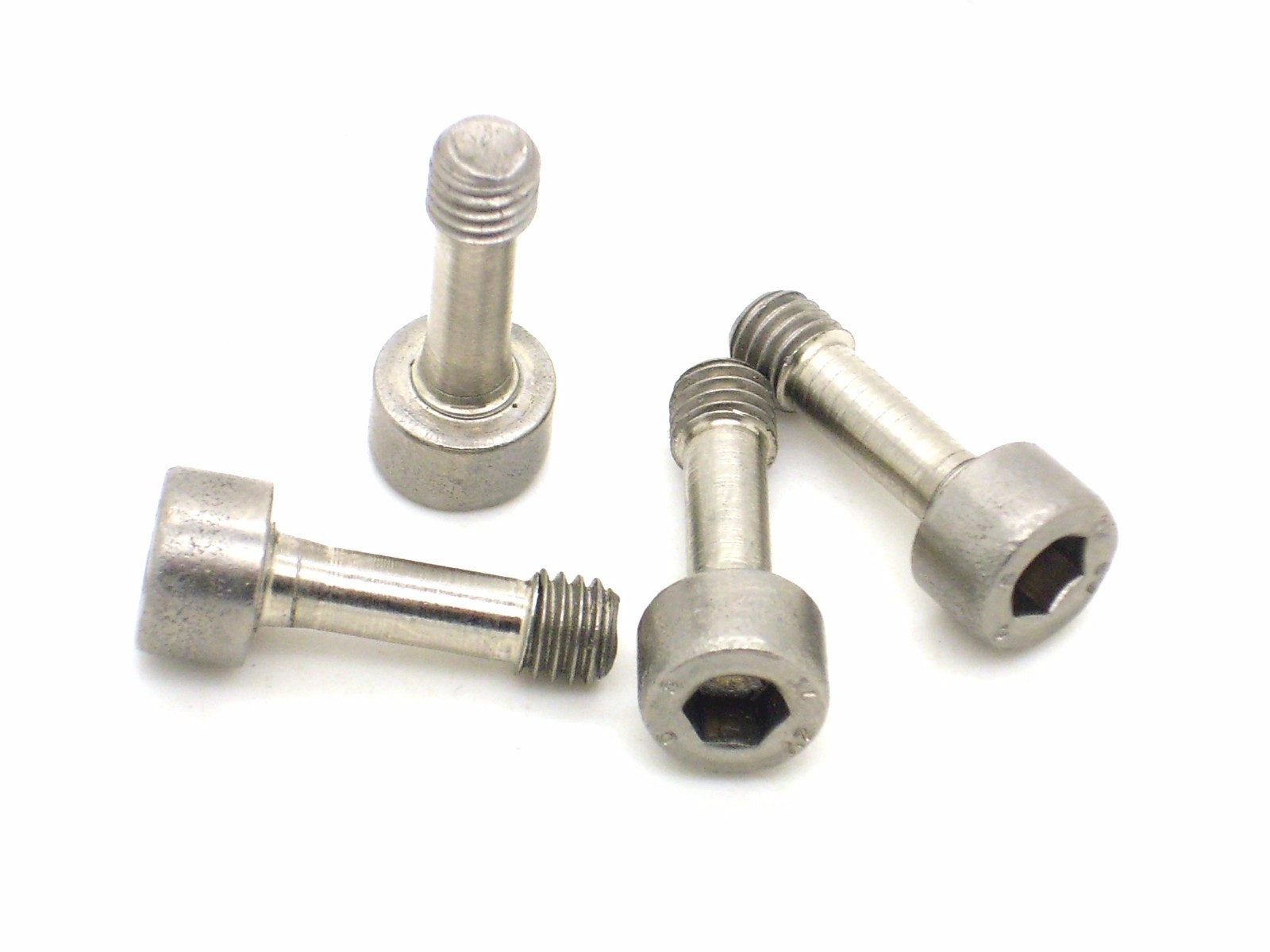 4x Schraube M5 x 15 Inbus 4mm (Edelstahl V2A,A2,Sicherheitsschraube)S17 ...