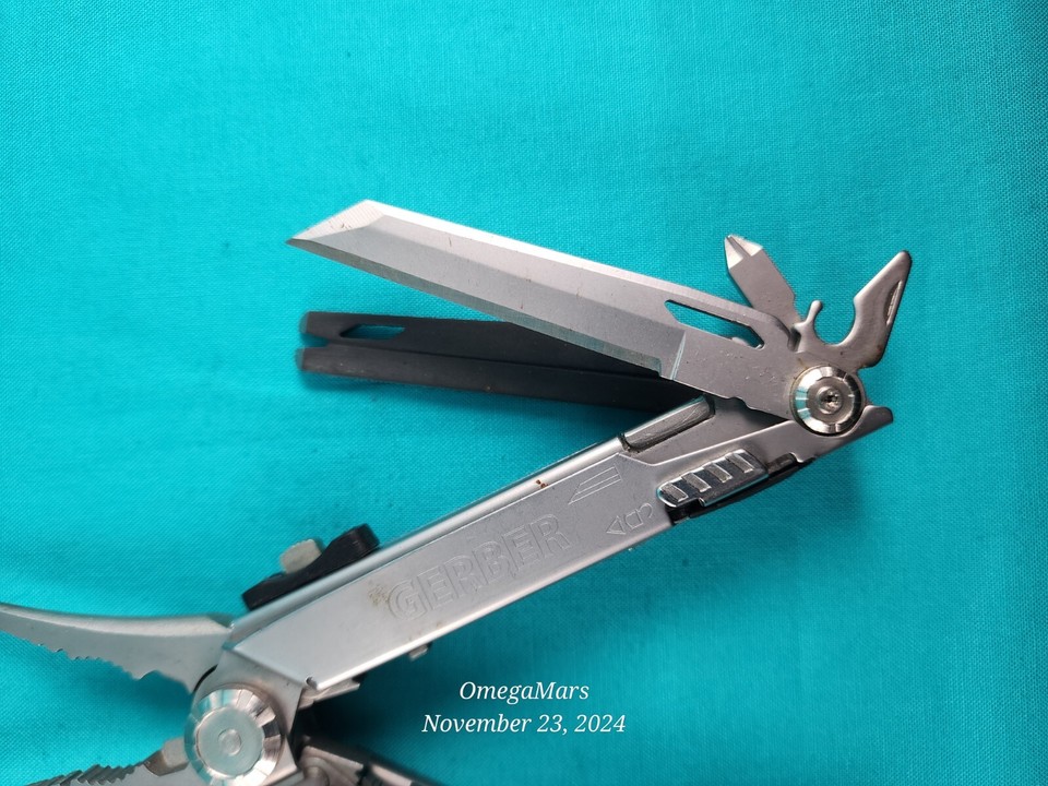 Rare Discontinued Gerber Multi Plier Flik Fisherman Multitool Great ...