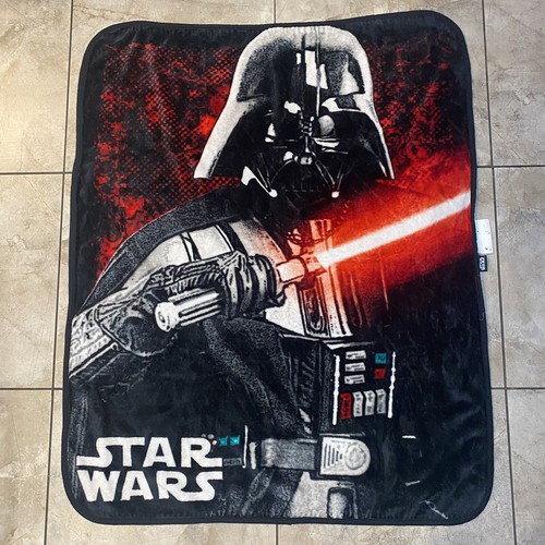 Star Wars Darth Vader EN GARDE Throw Blanket Black Red Laser Fleece 38 ...