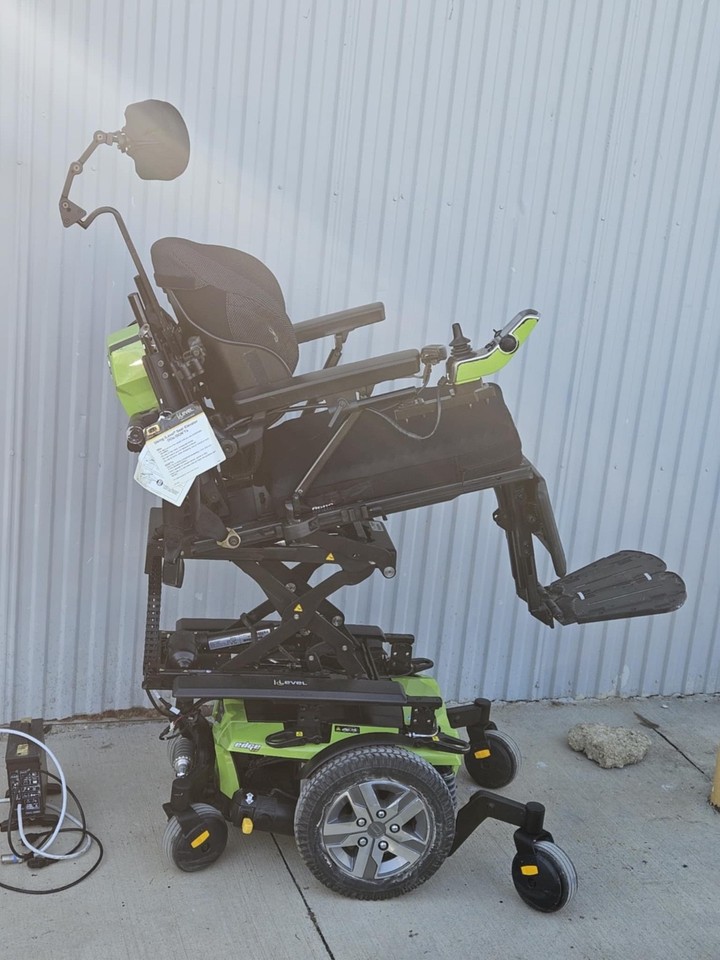 QUANTUM Q6 EDGE 2.0 POWER WHEELCHAIR.POWER TILT,LIFT, RECLINE AND LEGS ...