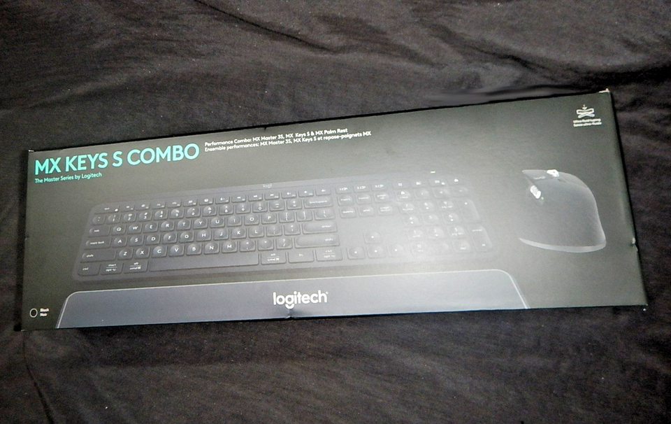 Logitech MX Keys S Combo - MX Master 3S, MX Keys S and MX Palm Rest ...