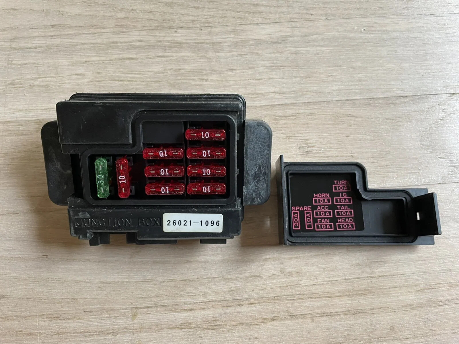 2005 Kawasaki Ninja ZX-6R ZX750 W650 ZR1100 OEM Fuse Junction Box 26021 ...