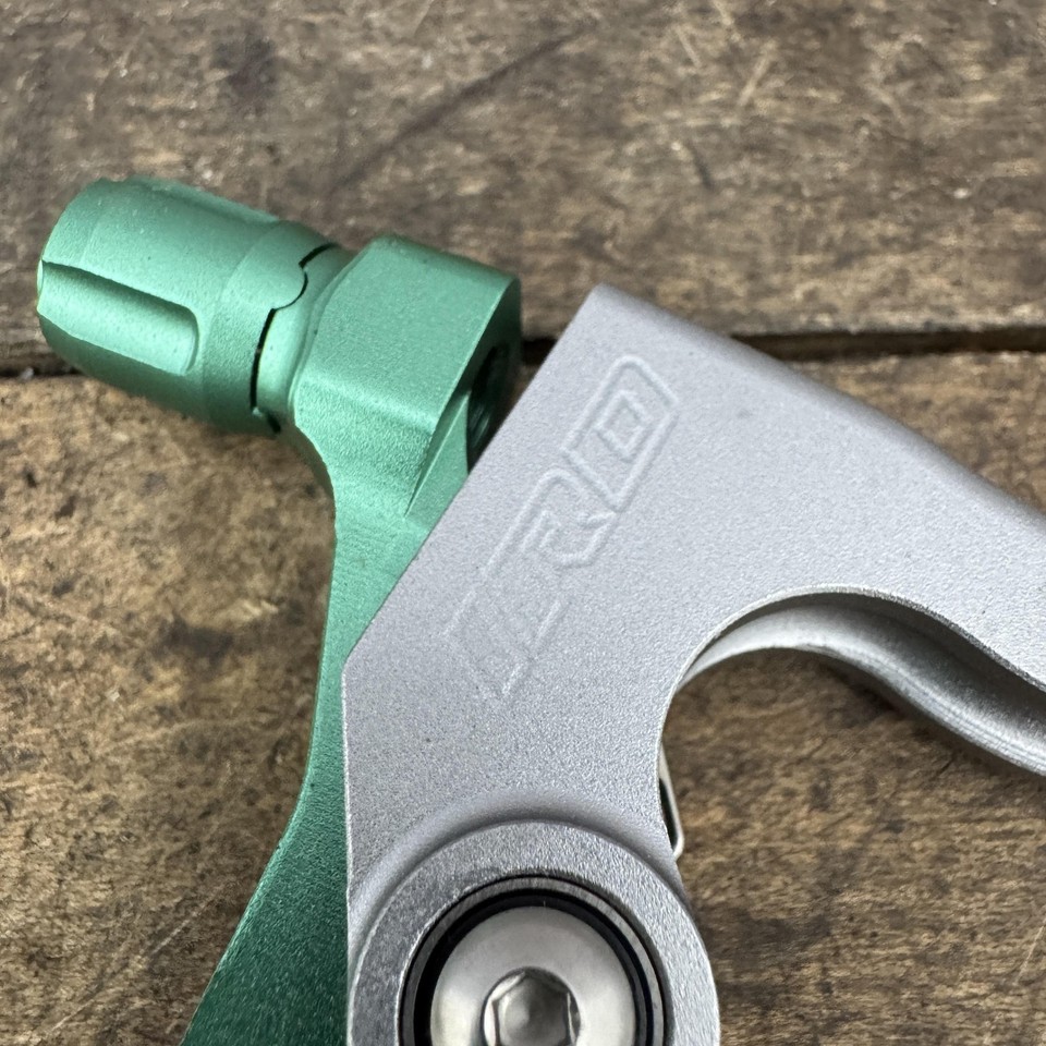 IRD Brake Levers Alloy Green Pair Lightweight 130g MTB Bike Canti Short ...