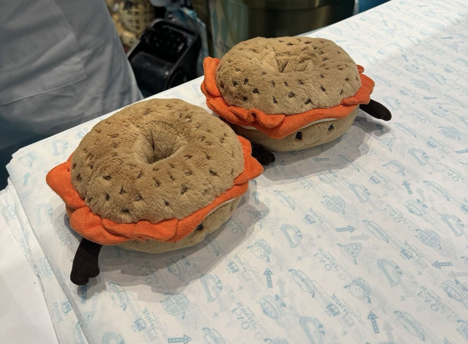 Jellycat Diner NYC Exclusive Bagel & Waffle Bundle - BNWT Authentic FAO ...
