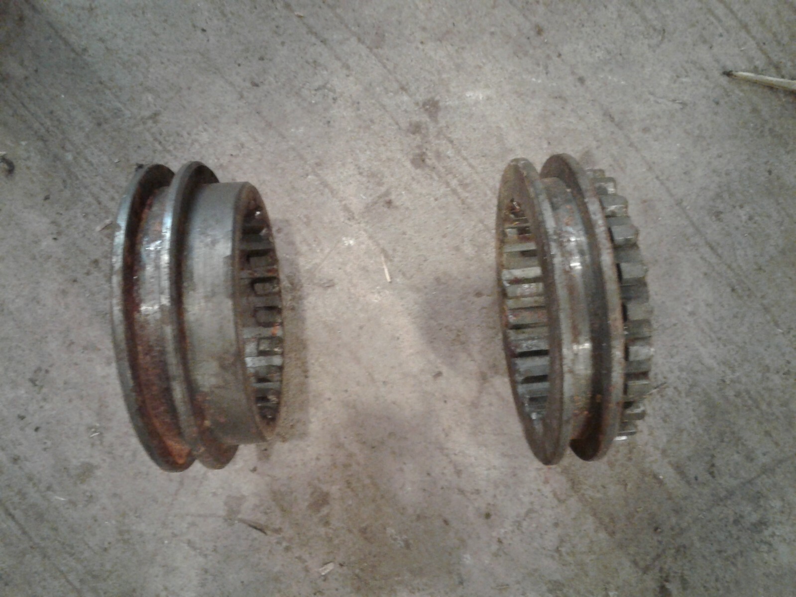 Spicer auxiliary transmission 6041 sliding clutches. Free Shipping ...