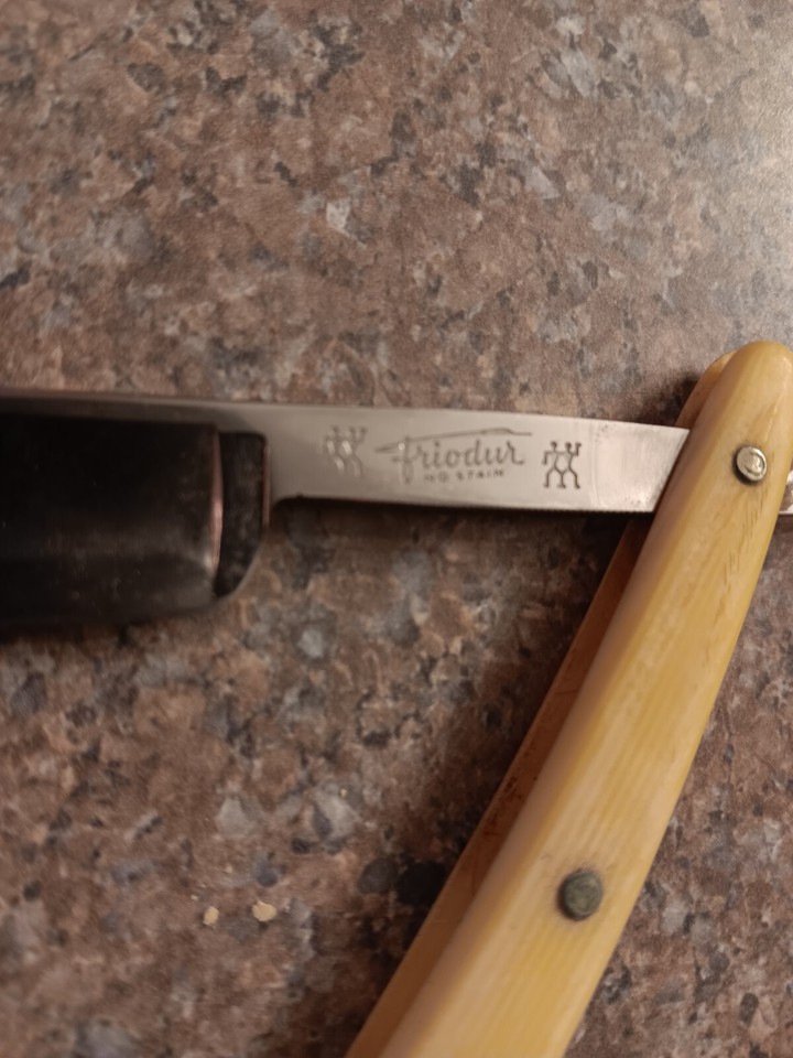 Friodur No Stain 451 Straight Edge Razor J.A.Henckels Twinworks ...