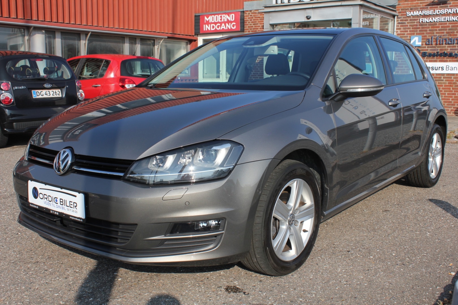 VW Golf VII TDi 110 Comfortline DSG BMT - Nordic Biler ApS