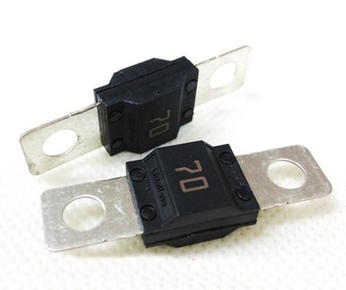 Littelfuse 0498070 Automotive Fuses Bolt-on 70A 498 Series, MIDI 32V ...