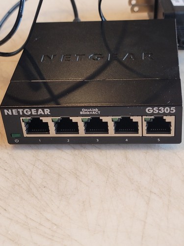 NETGEAR 5-Port Gigabit Ethernet Unmanaged Switch (GS305) w/ AC - Free S ...