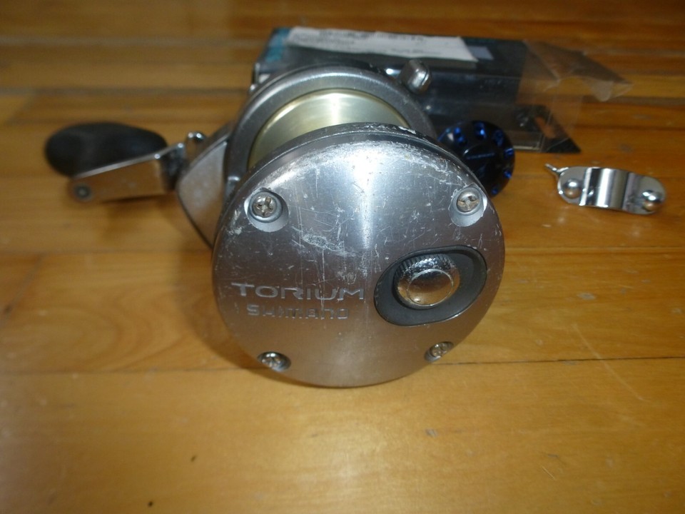 Fishing Reel Shimano Torium 20, Works Great, looks ok, Please Read ...