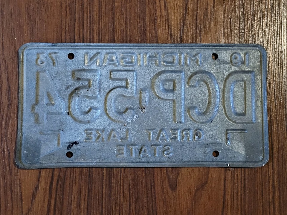 1973 Michigan License Plate Vintage Auto Tag Antique Blue White Great ...