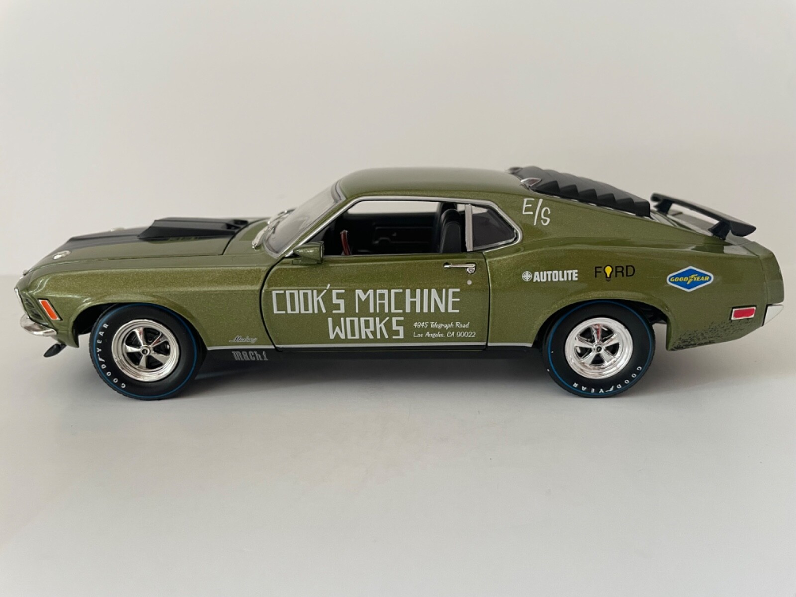 M2 MACHINES MACH 1 1970 FORD MUSTANG MACH 1 351 GREEN 1:24 SCALE | eBay