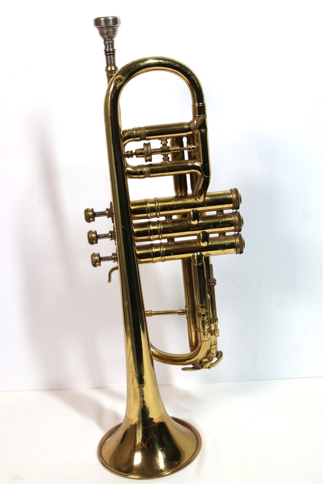 C.G. Conn Victor 80A Cornet 1946 Serial 363671 w/ Vincent Bach Mout ...