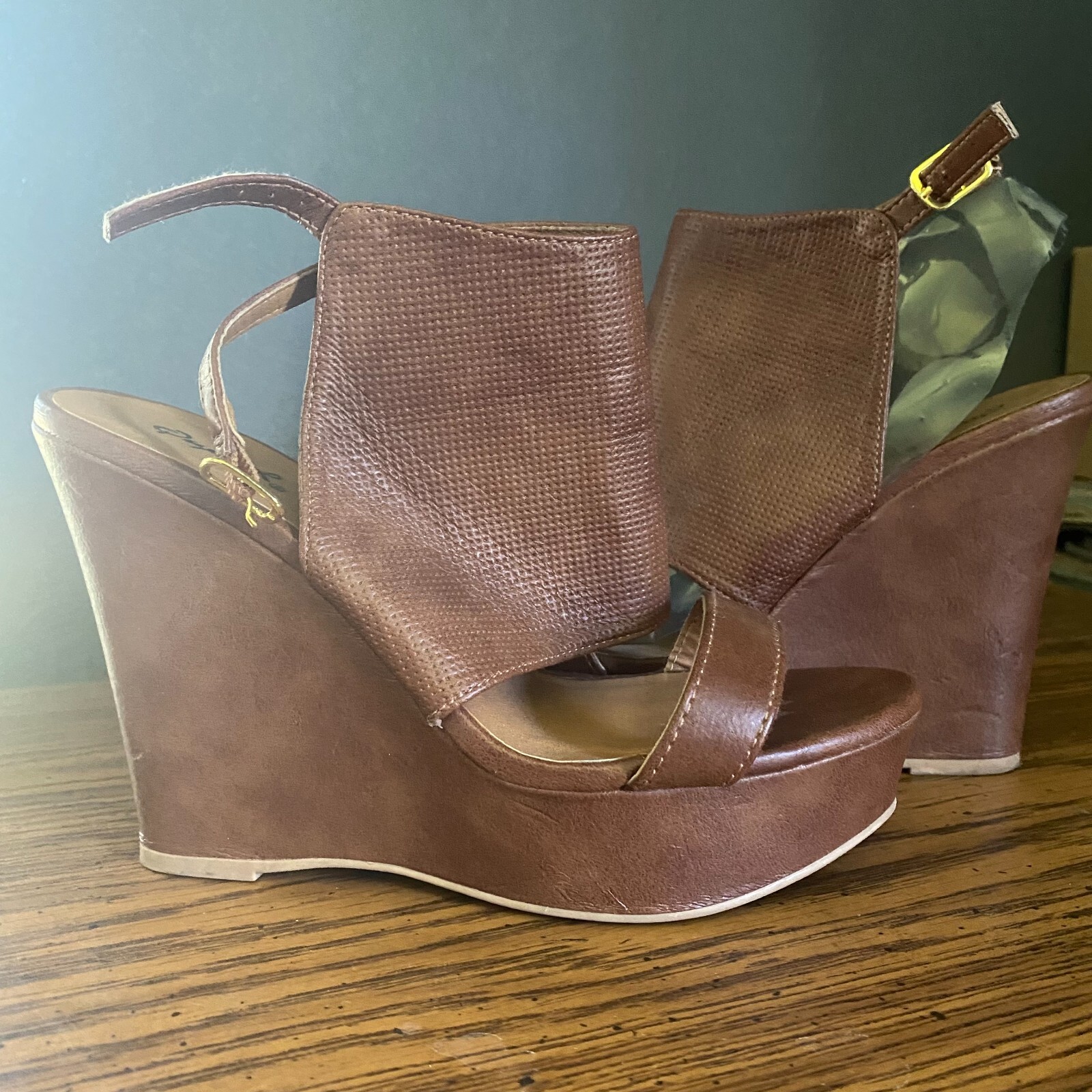 Qupid Brown Leather Wedge platform sandals (S28) - Gem