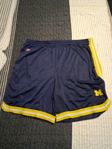 Michigan Wolverines Pro Player Shorts XL Excellent Condition | eBay