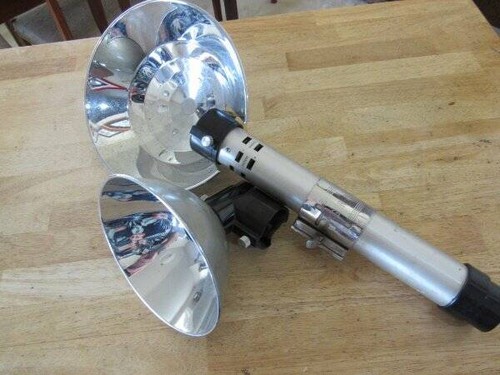 Graflex 3 Cell Flash Unit with 2 Reflectors - 7" and 5" Pans | eBay