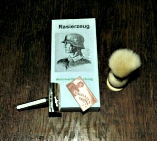 1939-1945 GERMAN SAFETY RAZOR & SHAVING BRUSH - WEHRMACHT WW2 repro (d2 ...