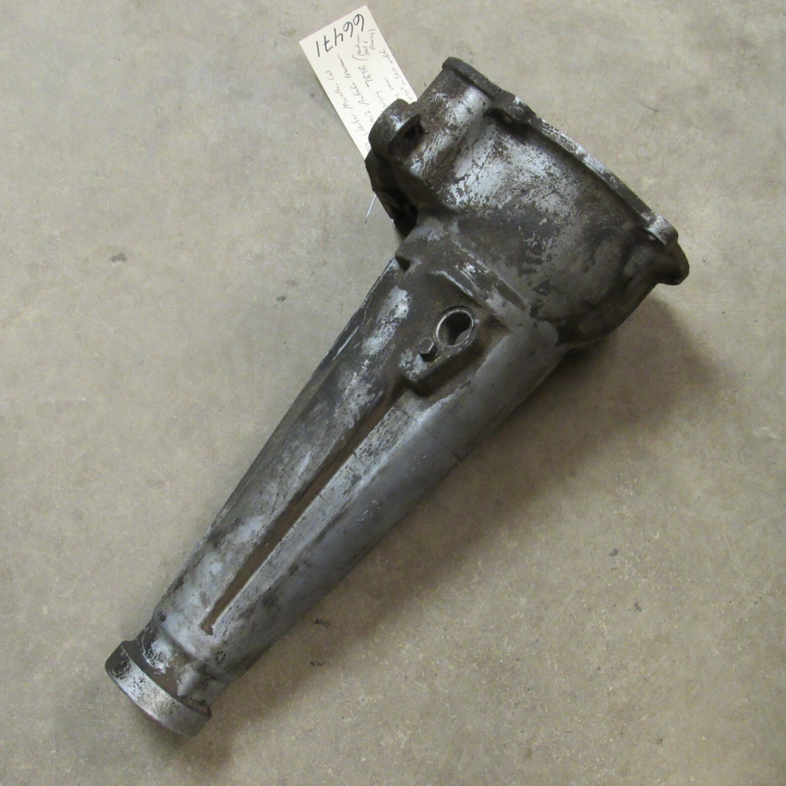 1969 Checker Marathon Cab M8/M12 Auto Trans Tail Housing 7B7B 16.5 ...