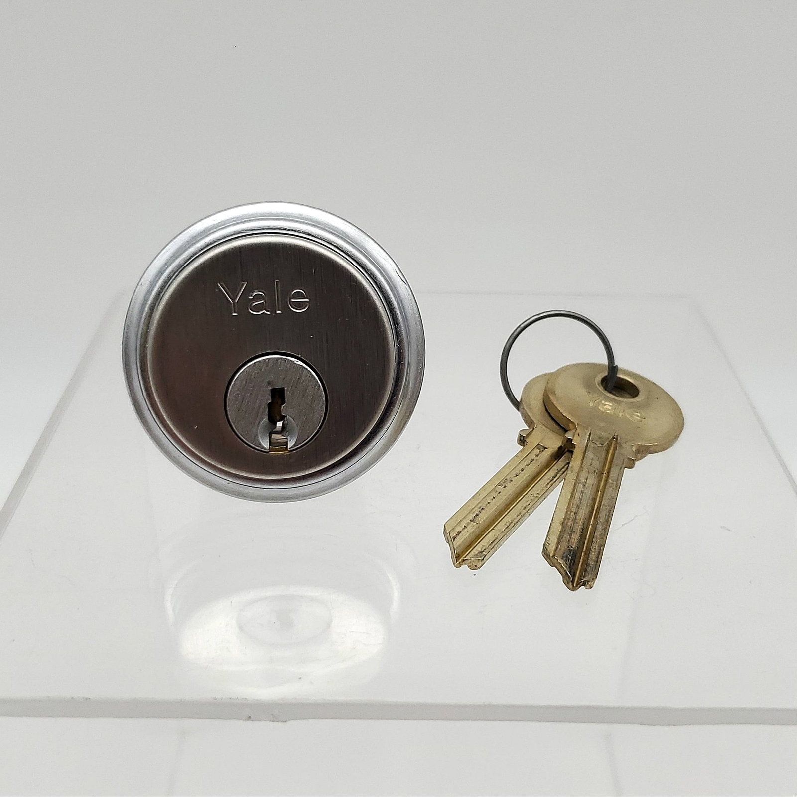 Yale 1-1/8" Mortise Cylinder Lock 6 Pin PC Keyway Satin Chrome 0-Bitted ...