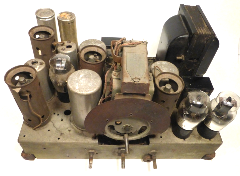 vIntage PHILCO 118 CONSOLE: Untested CHASSIS 8 TUBES & good tuning ...