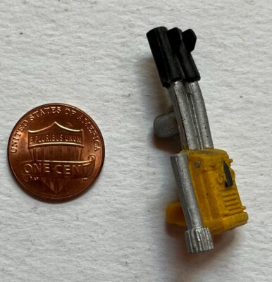 Arm gun only from No-Body Spawn Series 7 1996 loose McFarlane Toys ...