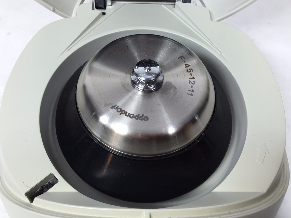 Eppendorf 5453 MiniSpin Plus Micro Centrifuge w/ F45-12-11 Rotor & Lid ...