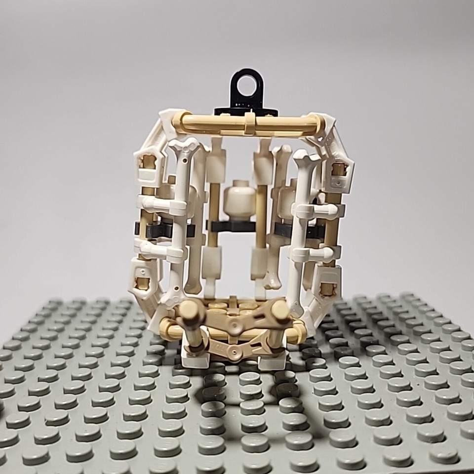 Lego Pirates Of The Caribbean 4182 Cannibal Escape Near Cage Only | eBay