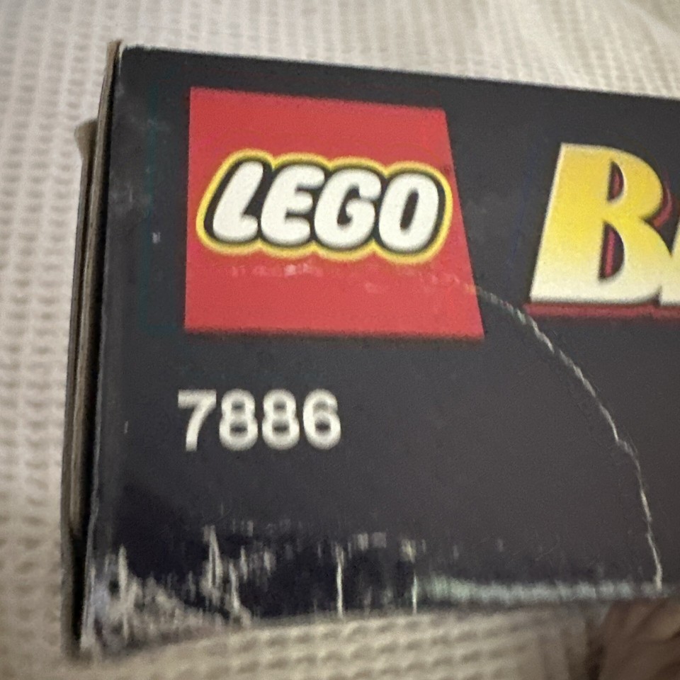 Lego BATMAN Set 7886 Batcycle: Harley Quinn's HAMMER TRUCK Sealed 2 ...