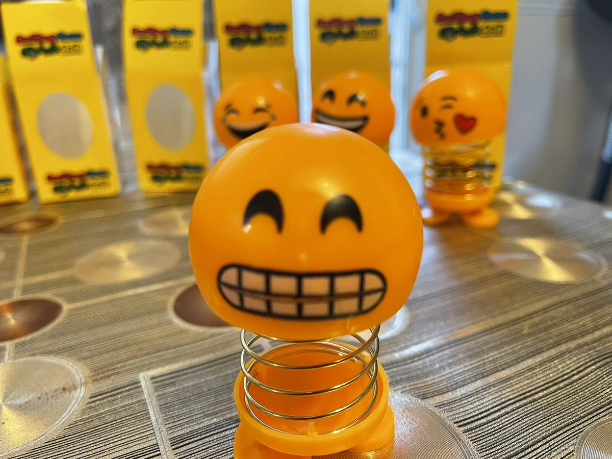 Nodding Head Emoticon