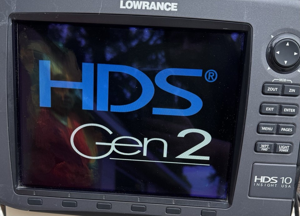 Lowrance HDS-10 Gen 2 Insight USA /Cords, Suncover, & Scan Box | eBay