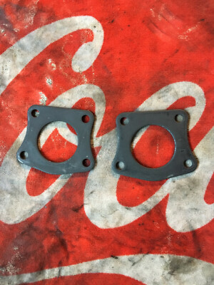 HOLDEN COMMODORE NEW DIFF AXLE BEARINGS RETAINER PLATES SUITS VL A PAIR ...