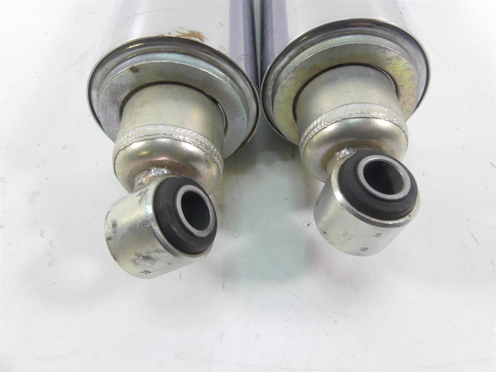 2015 Harley FLD Dyna Switchback Rear 12" Damper Shock Set 54678-12 | eBay