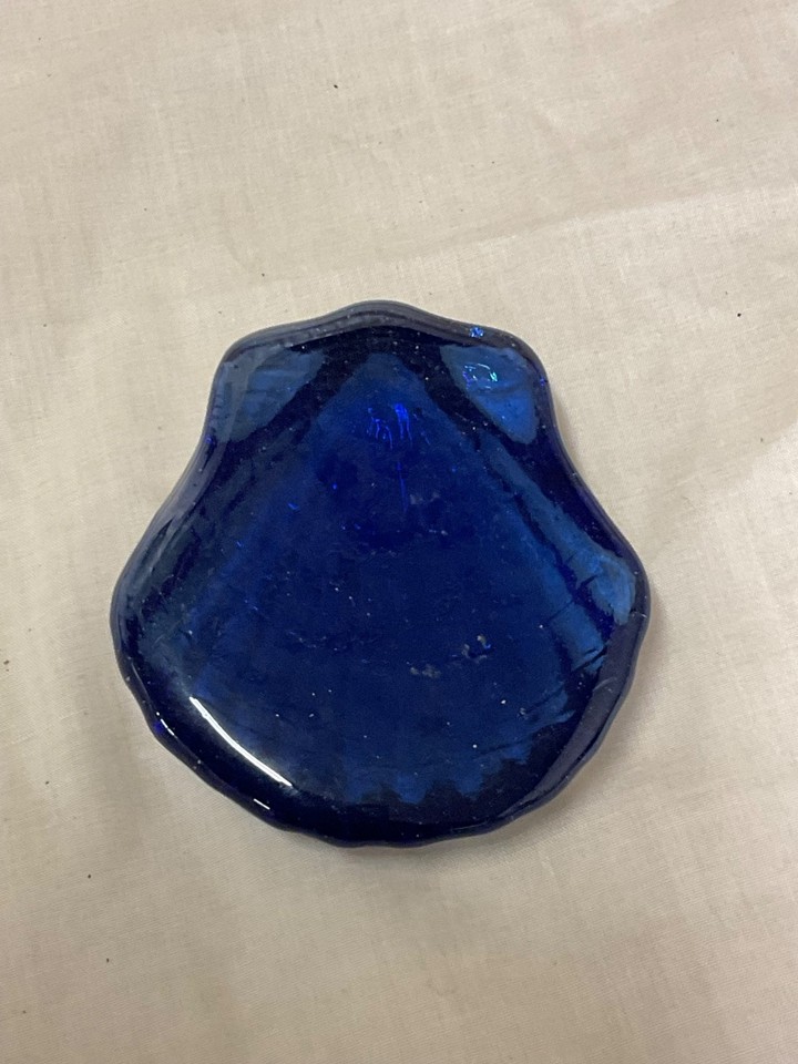 Vintage Iridescent Cobalt Blue Clam Shell Seashell Paperweight Carnival ...