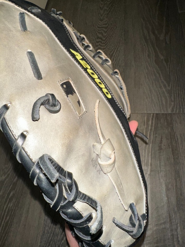 Wilson A2000 Pro Stock FIRST BASE GLOVE 2800PS 12" RHT Gray Black | eBay