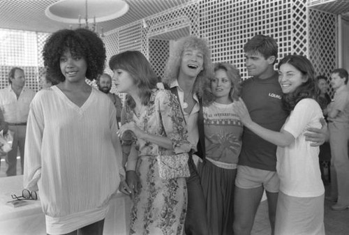 Donnie Dacus, Treat Williams, Annie Golden, Beverly D'Angelo and C- Old ...