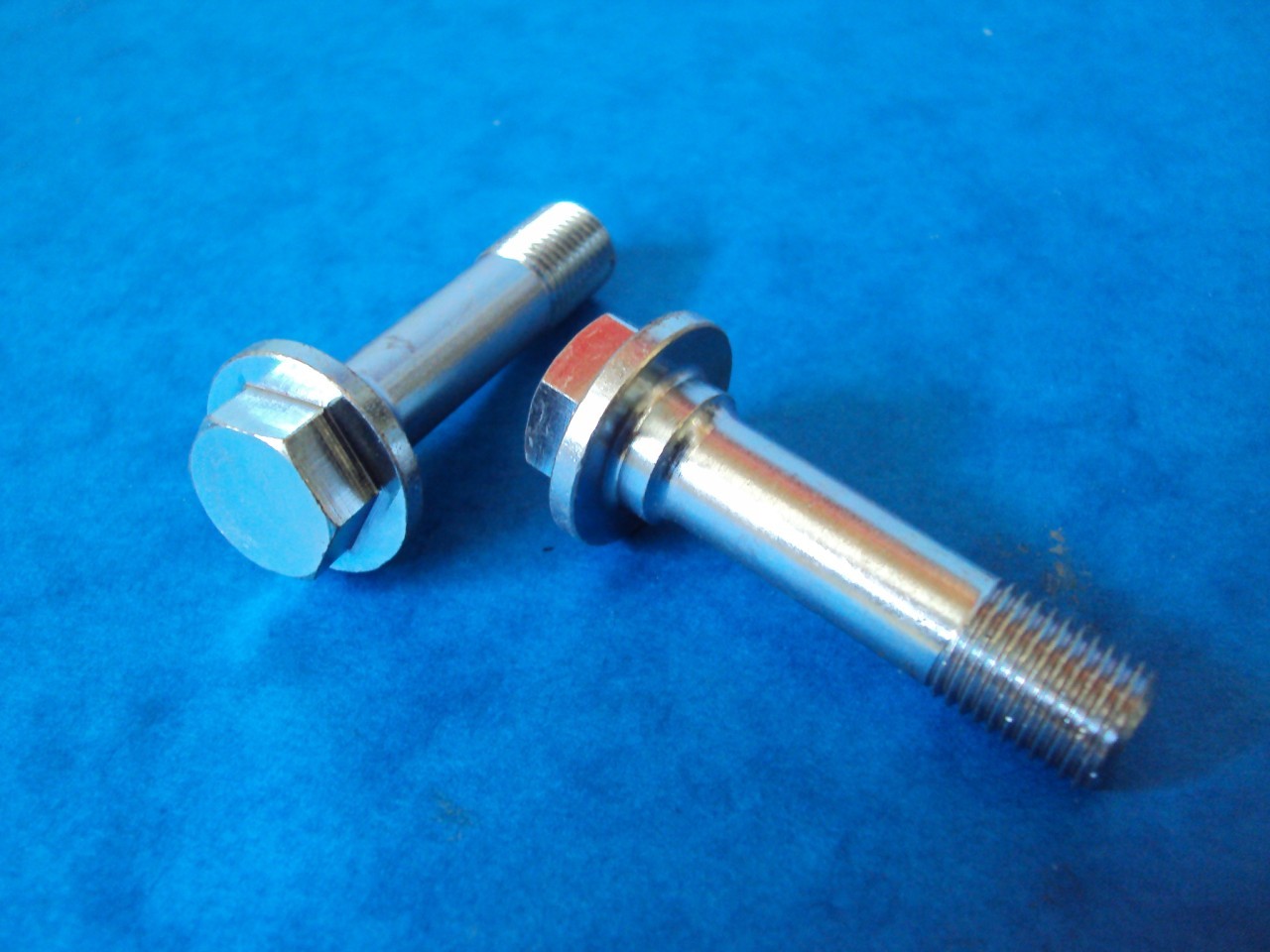 GENUINE TRIUMPH ROCKER BOX BOLTS 21-2206 1973-83 TR7 TIGER T140 ...