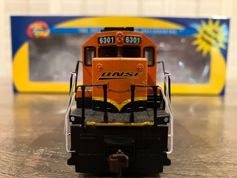 Athearn HO scale SD40-2 DCC READY BNSF Locomotive - RTR - Used | eBay