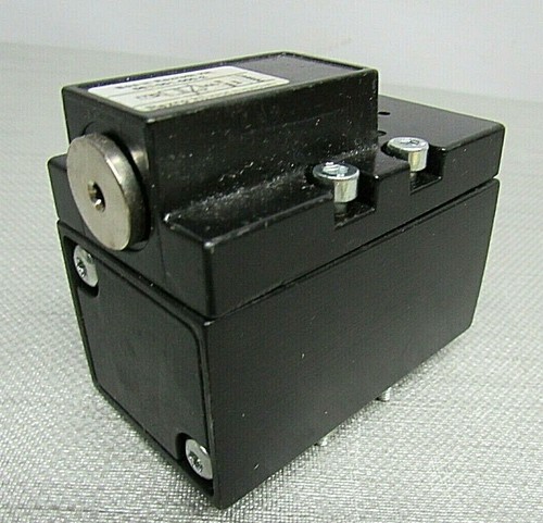 BOSCH/Rexroth 563-301-000-2 Pneumatic Valve | eBay