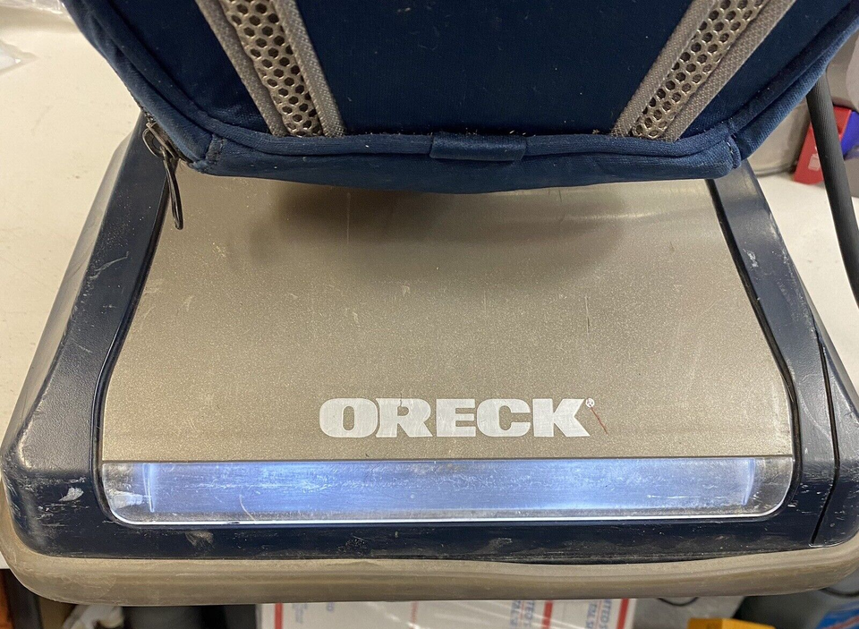 Oreck XL Silver Upright Vacuum Cleaner - Model U4200H24 WORKS GREAT! | eBay