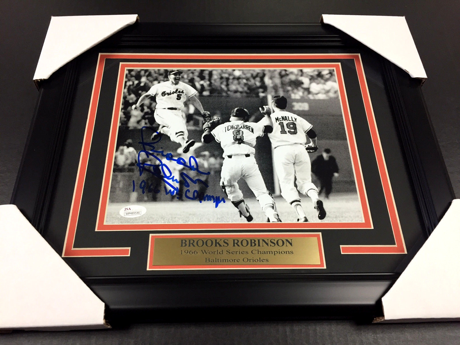 Brooks Robinson Autographed Memorabilia | Signed Photo, Jersey ...