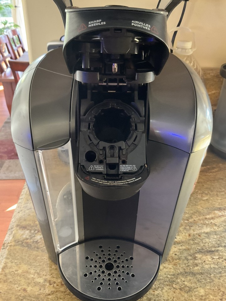 Keurig Hot 2.0 K550 Plus Series K Cup Pod Coffee Maker Single Serve ...