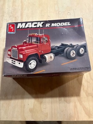 AMT ERTL Mack R Model Semi-Truck Plastic Model Kit 1/25 Scale 6129 | eBay