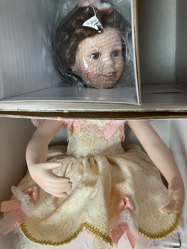 NRFB Maryann Ballerina Doll Susan Wakeen Porcelain 15" Danbury Mint ...